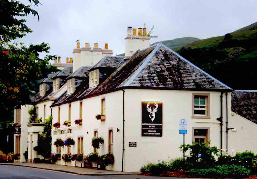 Luss, A Cute Town In Scotland – The Intentional Travelers